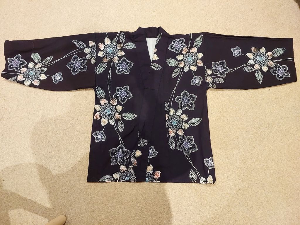 Making a Japanese apron from a kimono - Step by step - KeiMade Blog ...